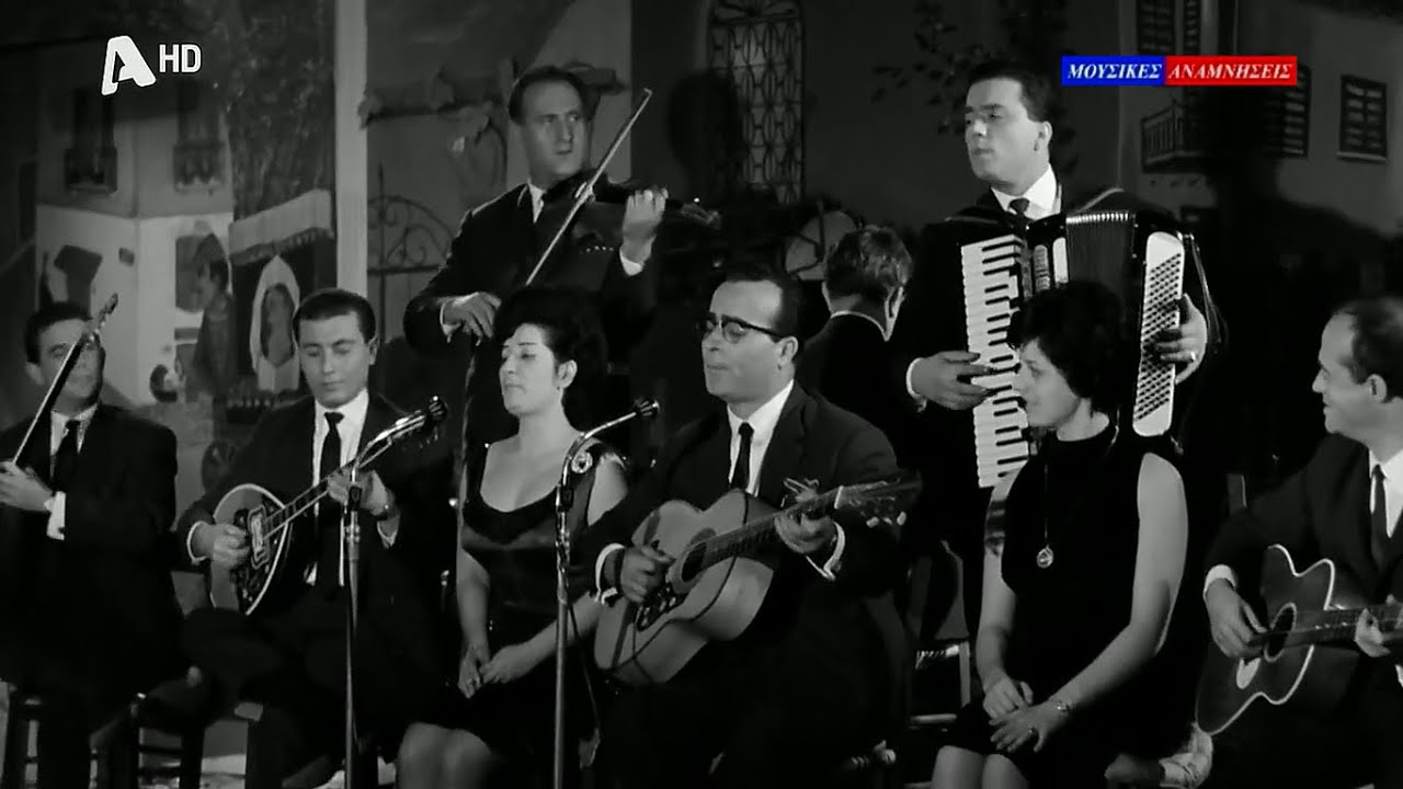 Δεν με πονάς δεν μ' αγαπάς - Πάνος Γαβαλάς & Ρια Κούρτη - YouTube