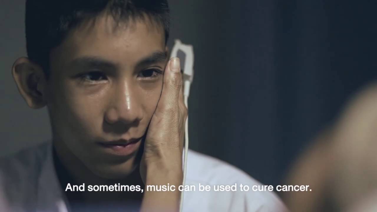 DUSIT Character คอนเสิร์ตข้างถนน - YouTube