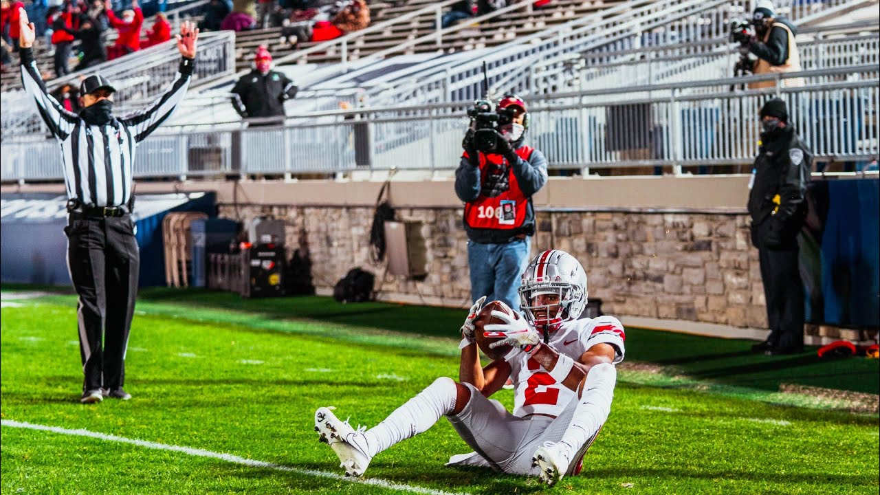 🎙 Justin Fields On Trusting Chris Olave | Ohio State Football 🏈 - YouTube