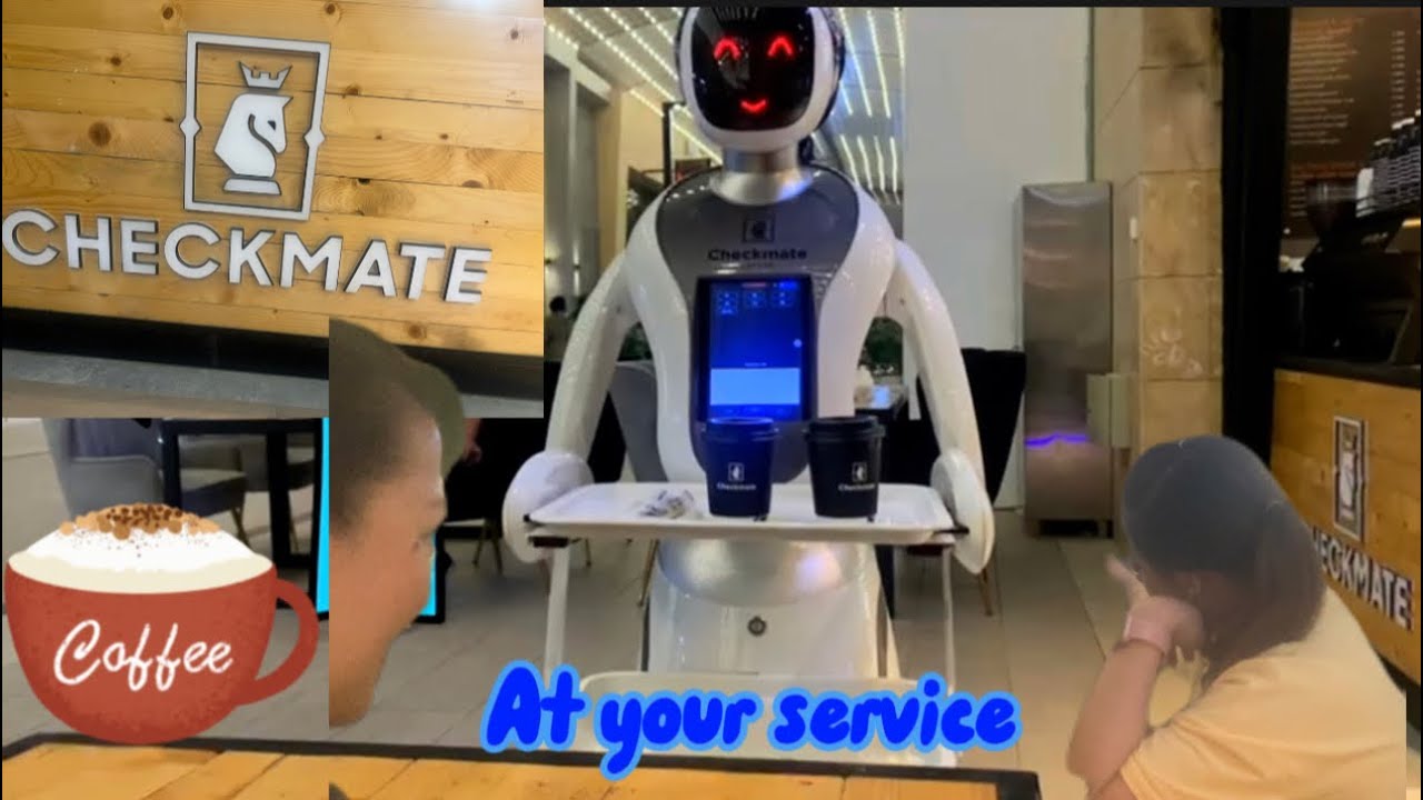 EATING WHILE PLAYING CHESS AND ROBOT IS AT YOUR SERVICE || CHECKMATE ...