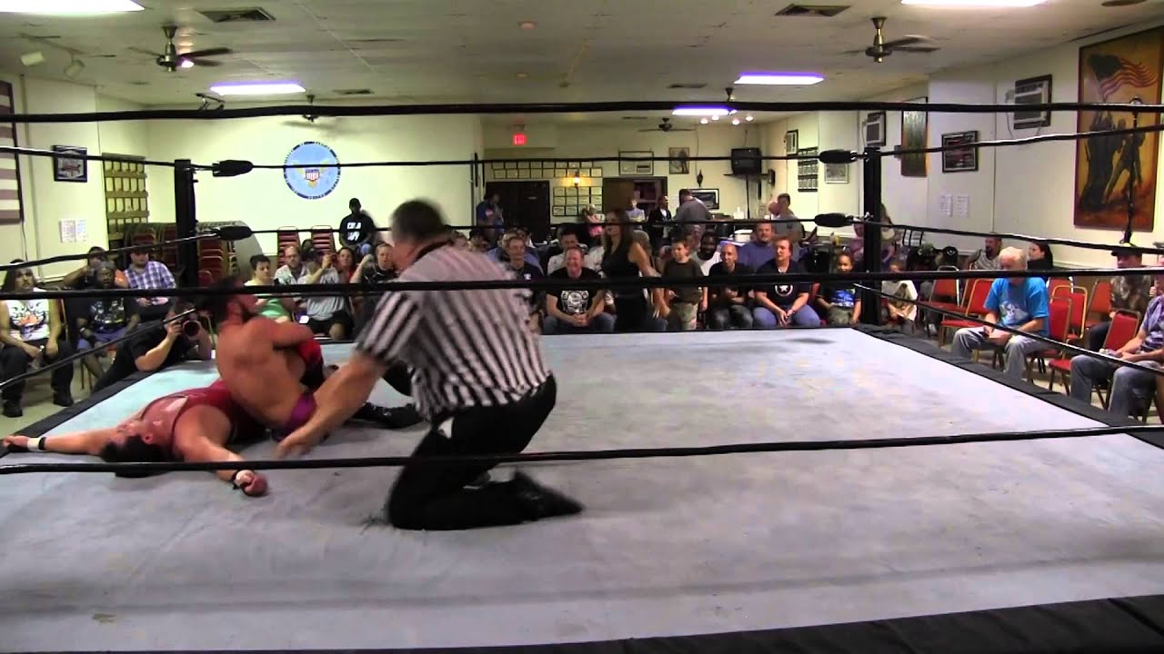 Billy Fives vs. Jonny Vandal - YouTube