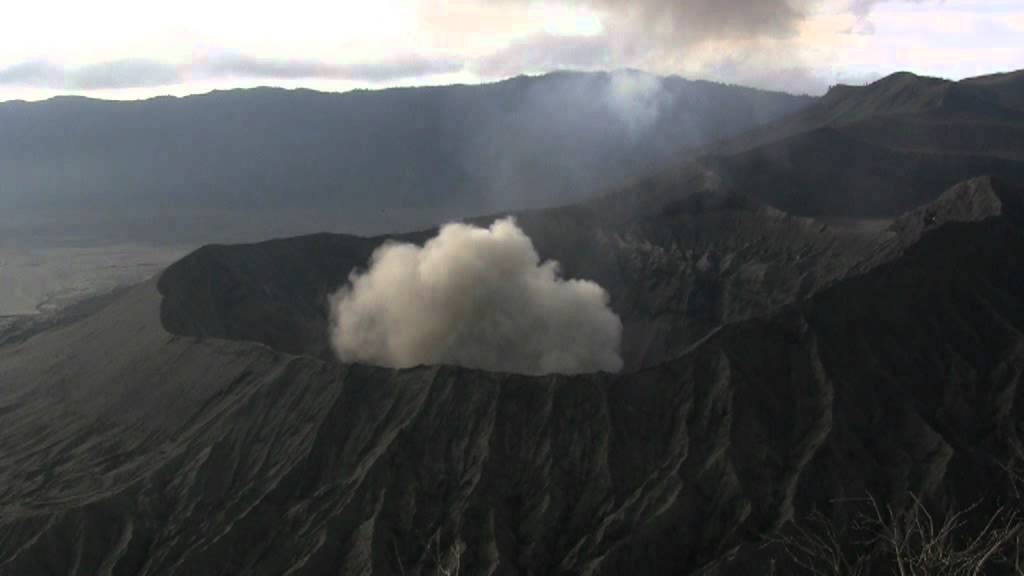 Mount Bromo volcano explosive eruption accompanied by powerful ...
