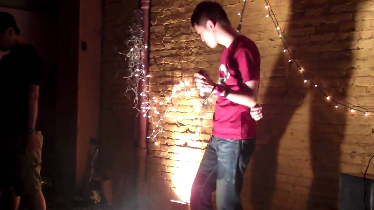 Kou Chou Ching in New York City (拷秋勤在紐約) - YouTube