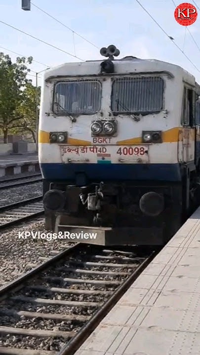 Train Journey | Train No. 12489 Bikaner- Bandar Western SF Express | IRCTC | - YouTube