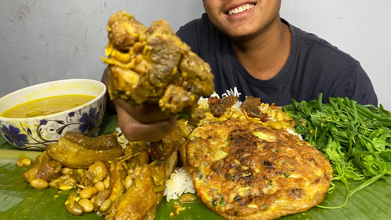 Eating braised pork meat with Kholar ,egg fry and veggies |Naga mukbang ...