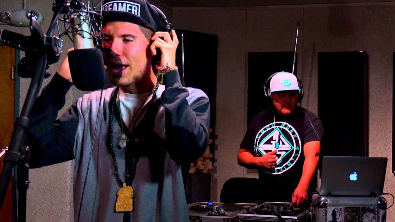 Wake Self & DJ Young Native - "Forever" (Live w/ Generation Justice ...