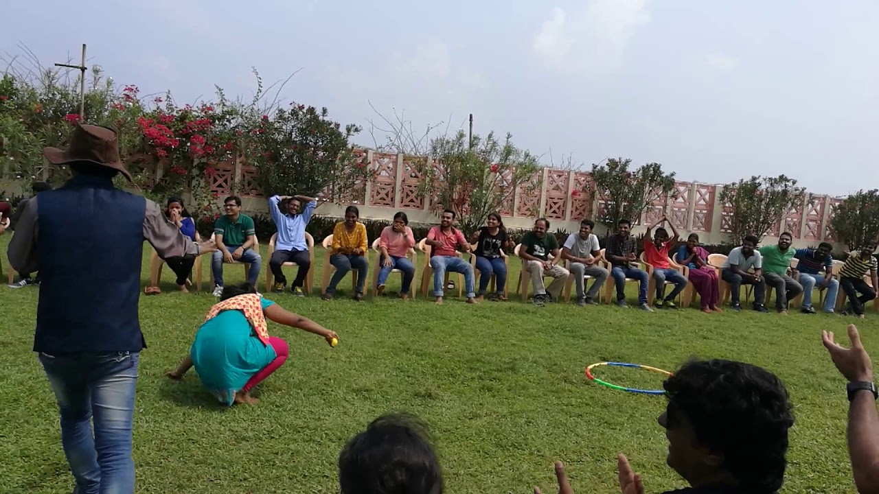 Funny team game at corporate team outing Chennai Event Anchors - YouTube