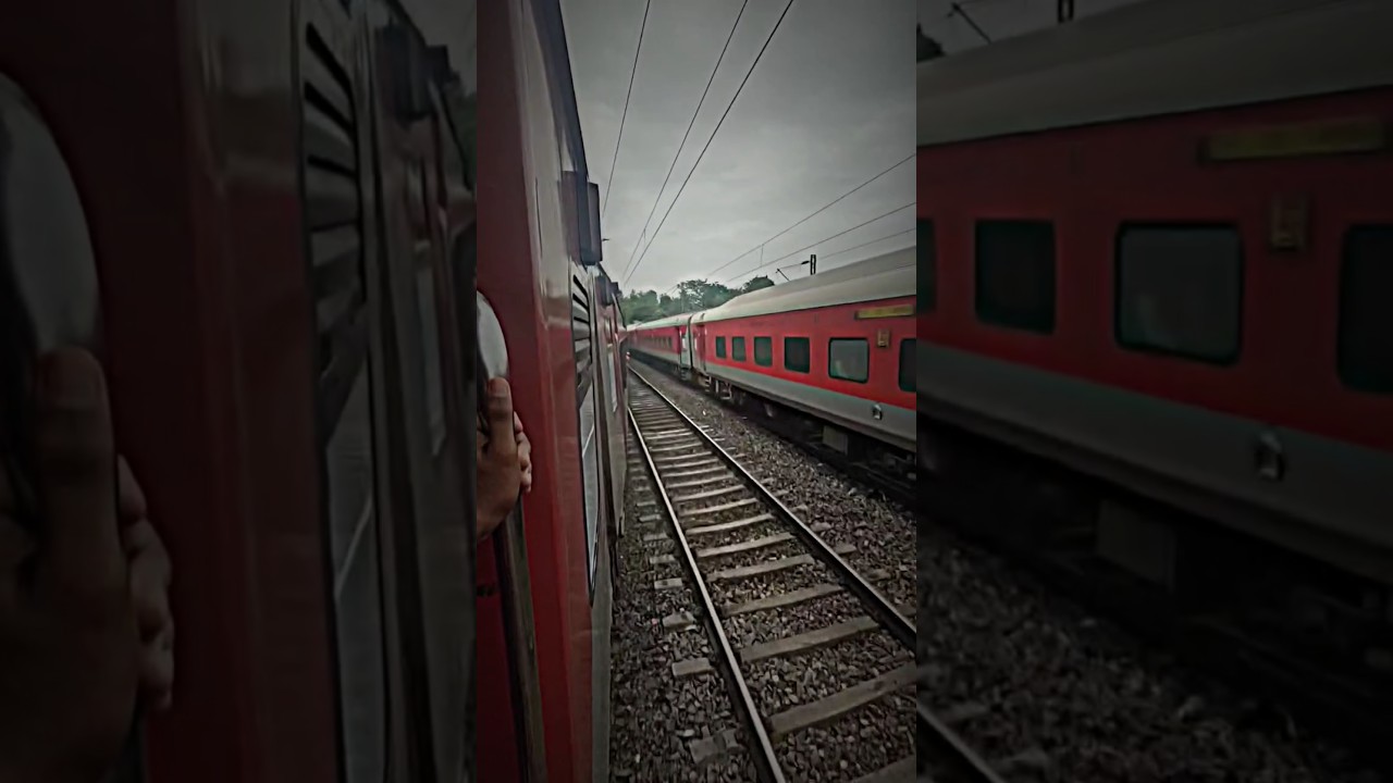 Train ka short video #station ka video #trainvideo short video train ka ...