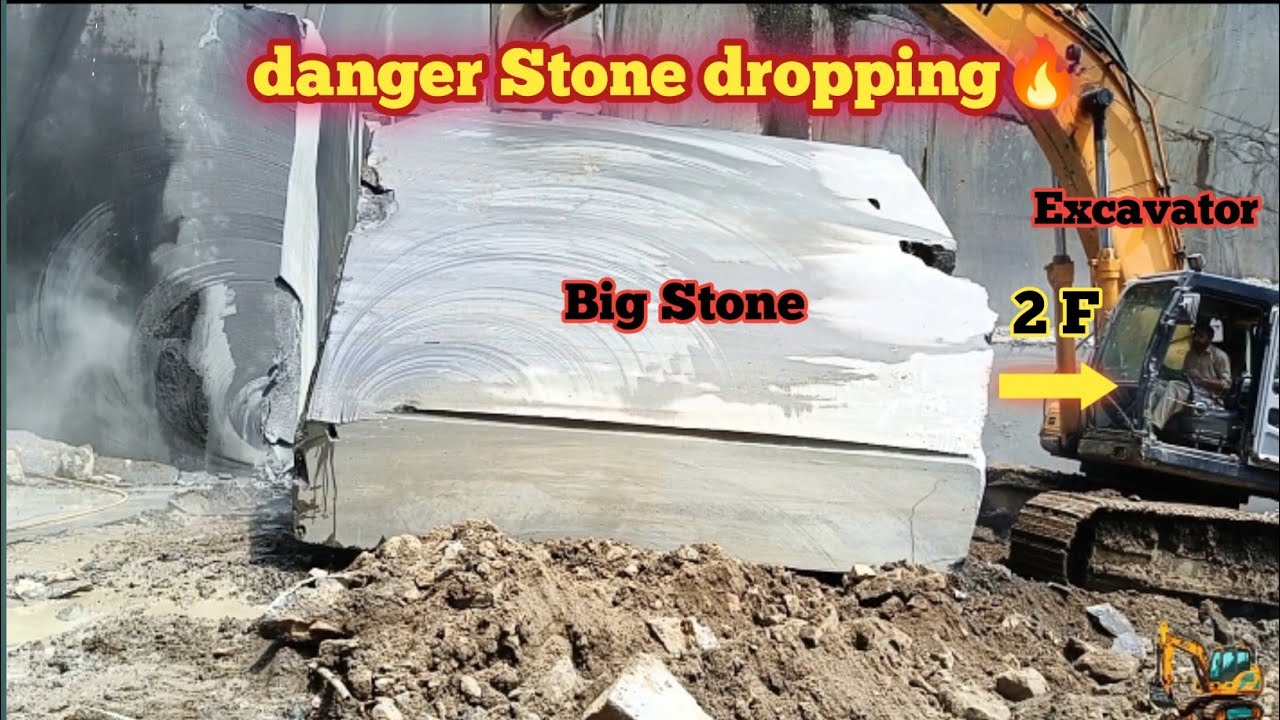 Big Stone dropping | dangerˈडेन्‌ज(र्‌ Stone | Great operator working ...