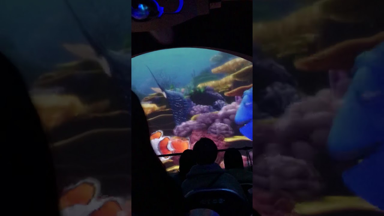 Finding nemo Disneyland Tokyo Japan - YouTube