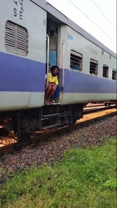 Adra Asansol local Memu train Passing #indianrailway #shorts - YouTube