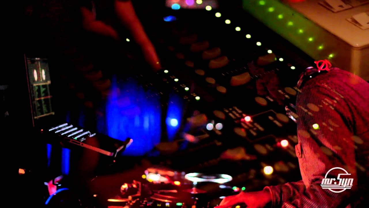 DJ Mr.SYN PV - YouTube