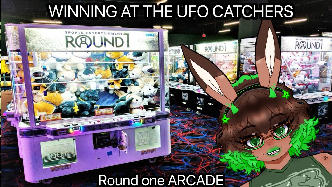 Vtuber tries Japanese Claw machines, Round 1 Arcade - YouTube