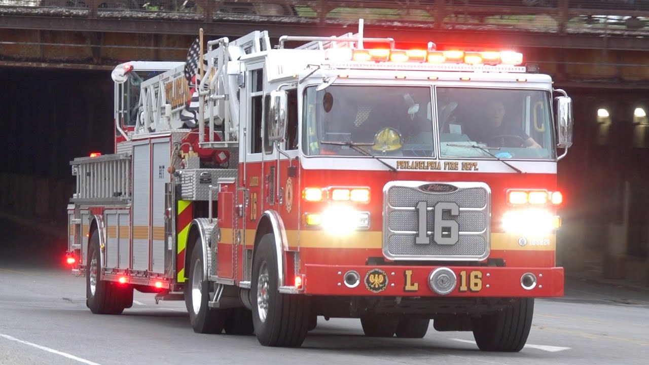 PFD Ladder 16 & Medic 46 Responding - YouTube