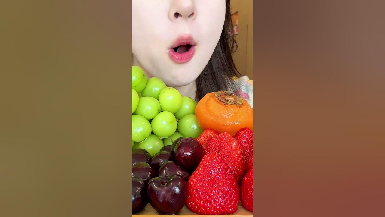 Niuniu eats cream fruit 🍓🍉🍒🍅🍇, fresh fruit#foodie#eating#mukbang #shorts - YouTube