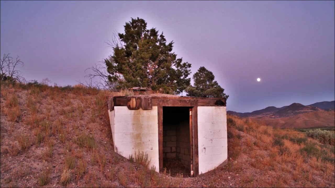 Exploring an abandoned ranch property in the evening - YouTube
