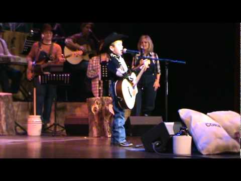 Maddox Ross performing "I'm Little but I'm Loud" & "Hey Good Lookin ...