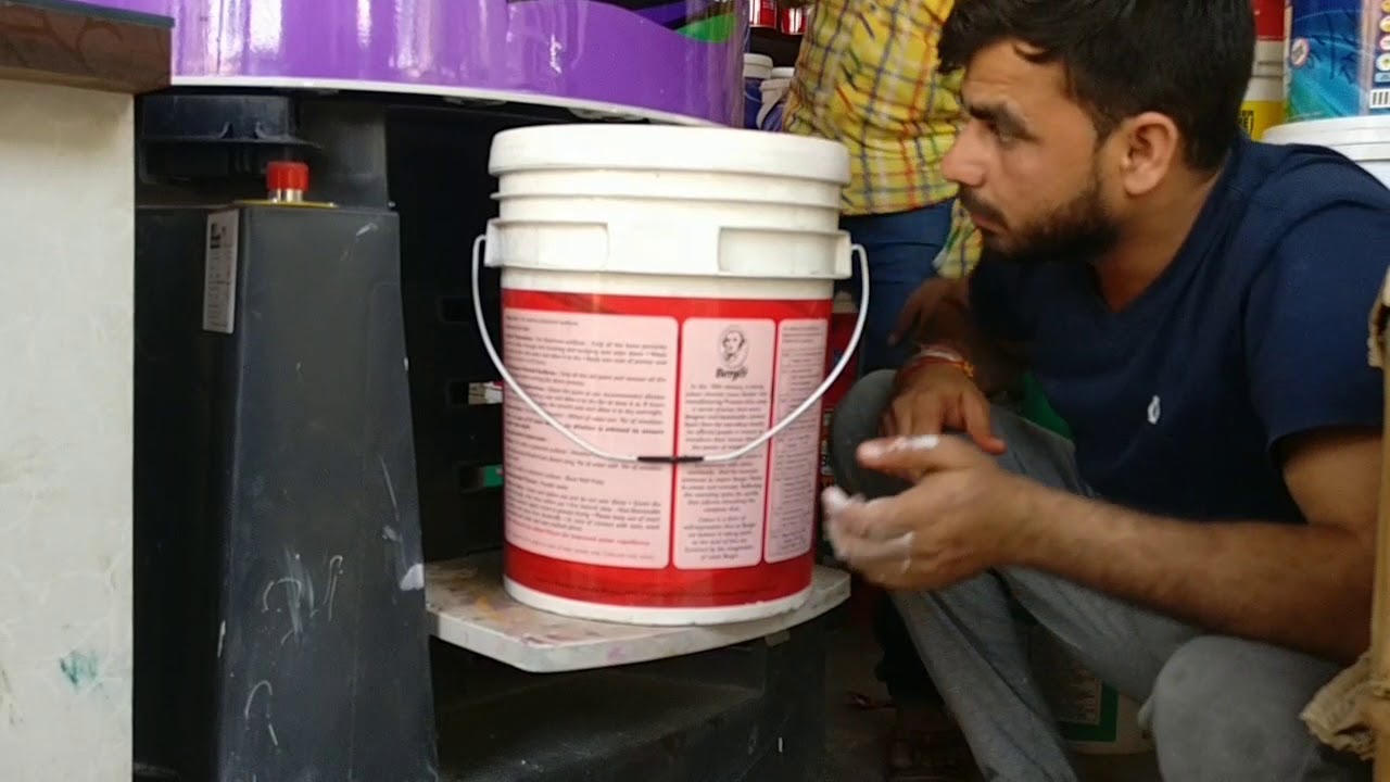 Making Custom Color Using Berger ColorBank Machine - YouTube
