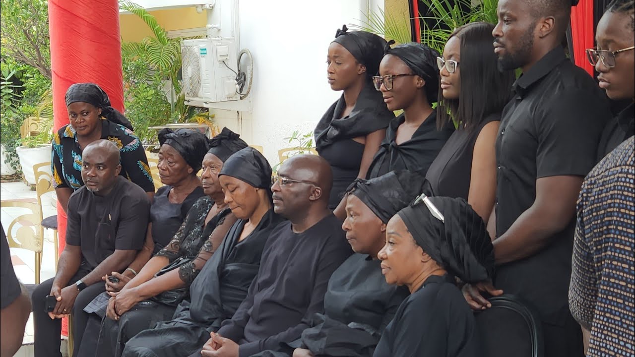 DR Bawunia Shock Every One interpreting Daddy Lumba Song Word to Word ...