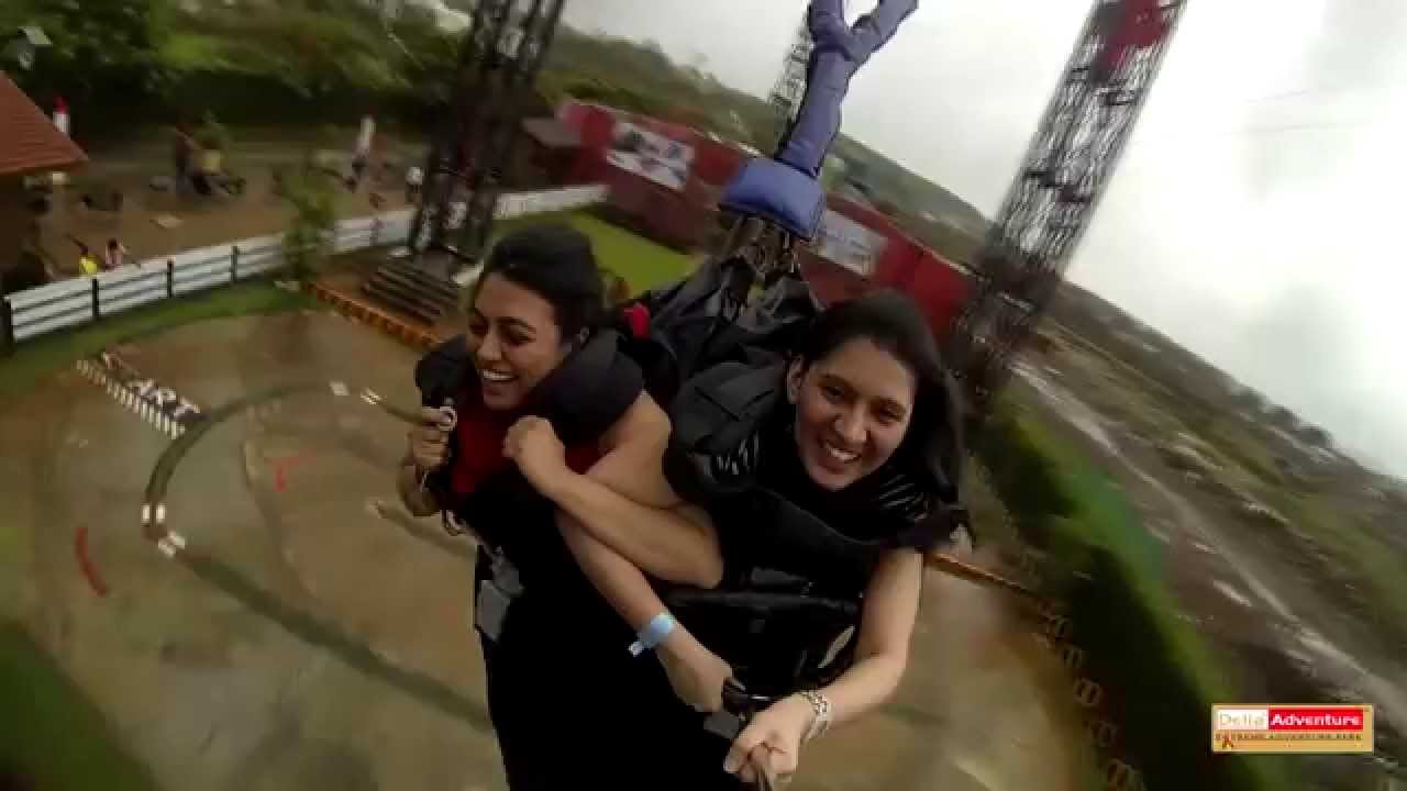 Della Swoop - Neha & Zilmil 18 Jun 2014 - YouTube