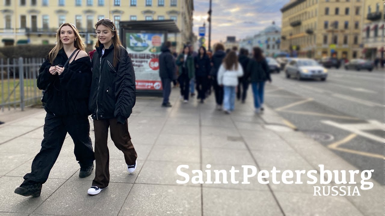 BEAUTIFUL RUSSIAN GIRLS HERE 🇷🇺 The atmosphere of Saint Petersburg ...