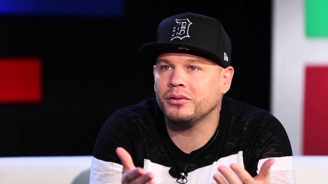 Funky, más que música urbana, un esposo y papá ejemplar - YouTube