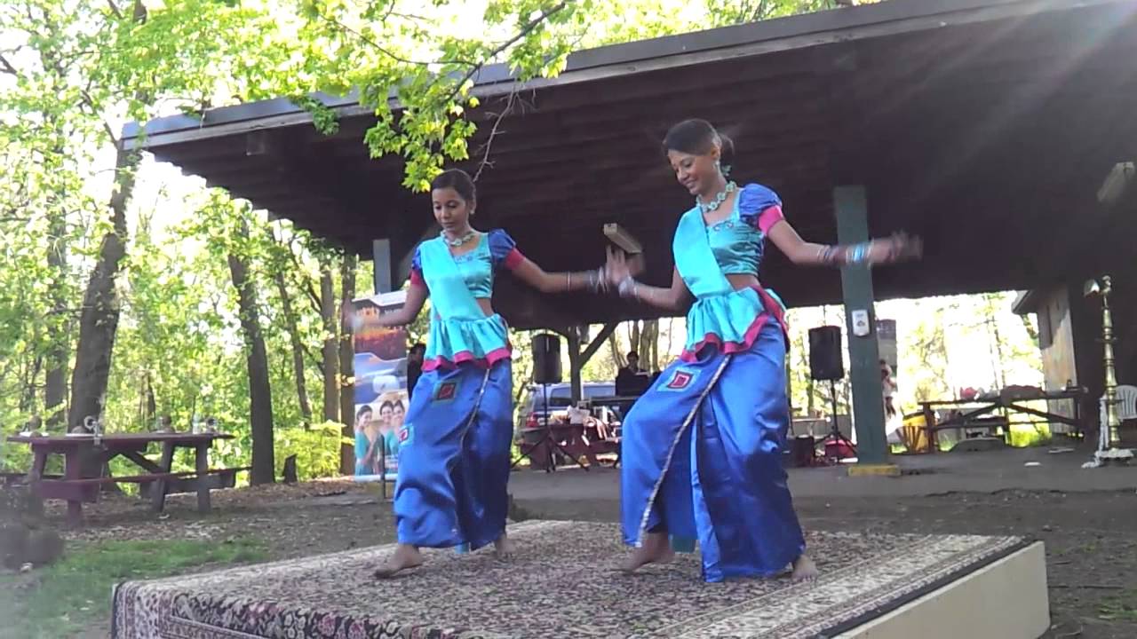 Sirilaka piri -Avurudu Dance in New York 2013- Sri Lankan new Year ...