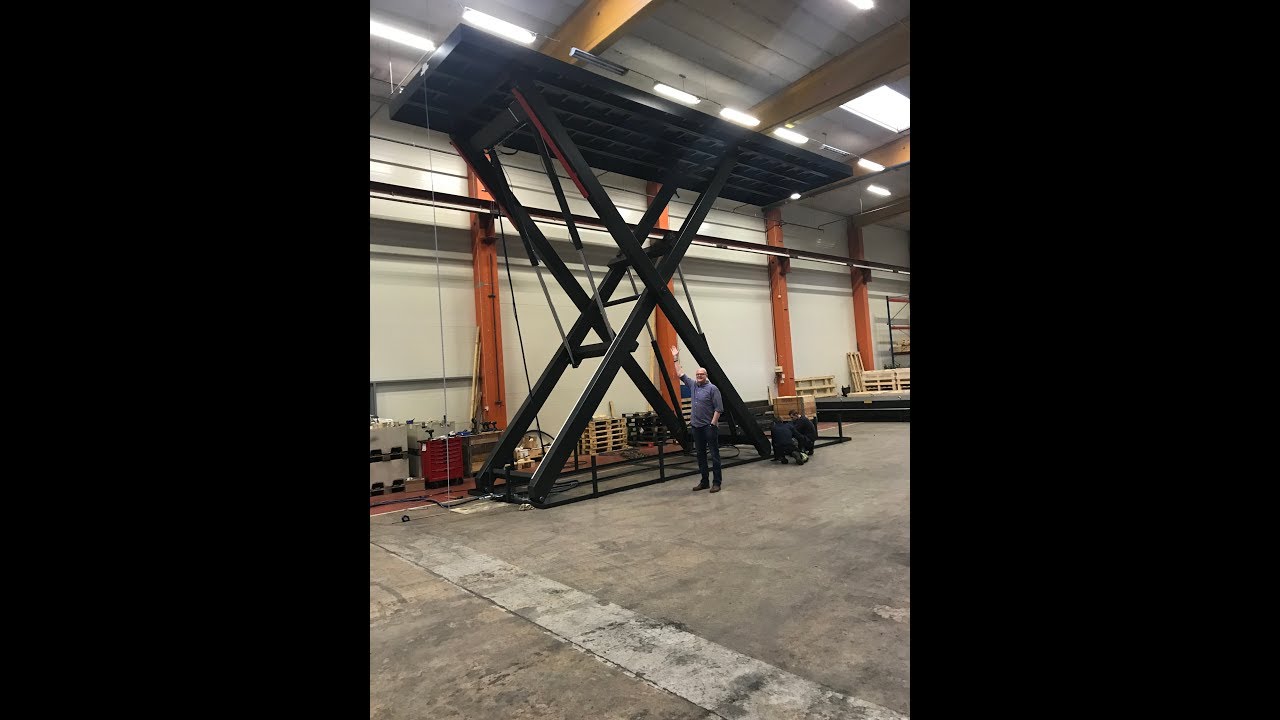 Single Scissor Car Lift Table with 5000 kg lift capacity and a lift ...