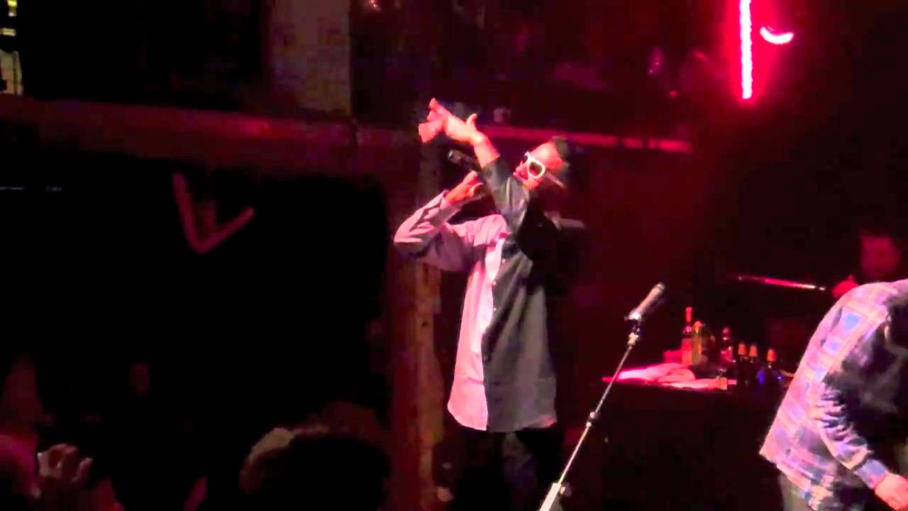 Harris - Konzert Wien B72 - Tour 17.02.2011 [Live Exklusive] - YouTube