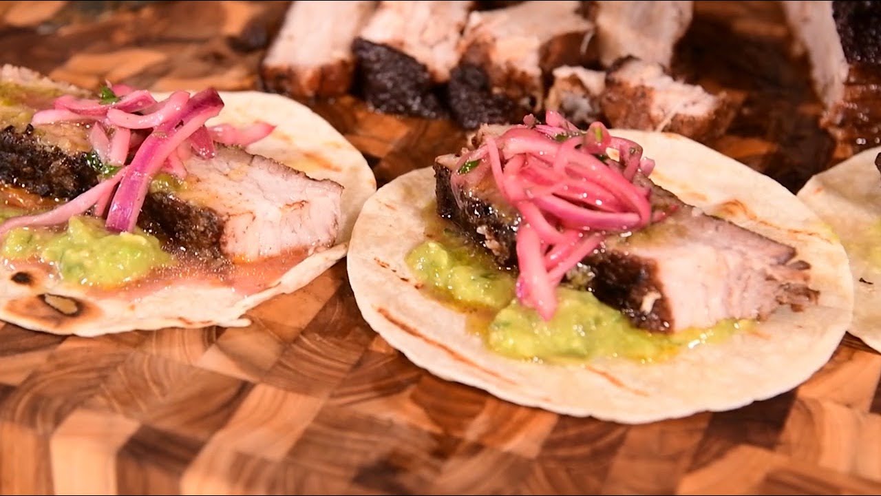 Taco Juan (Taco de Porkbelly) ¡Provecho Raza! - YouTube