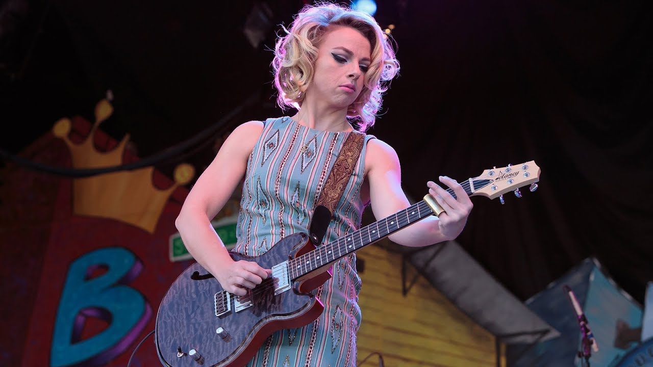 Samantha Fish - "Black Wind Howlin" Live at Telluride Blues & Brews ...