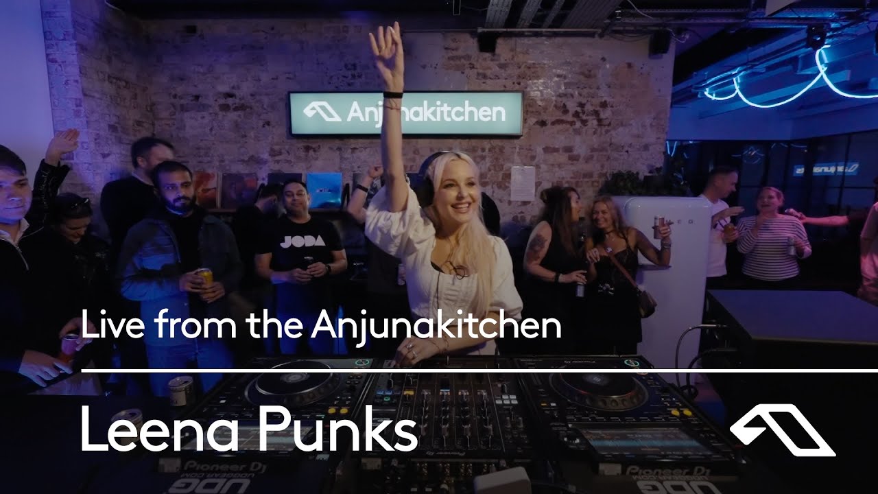 Leena Punks | Live from the Anjunakitchen (Progressive House Mix) - YouTube