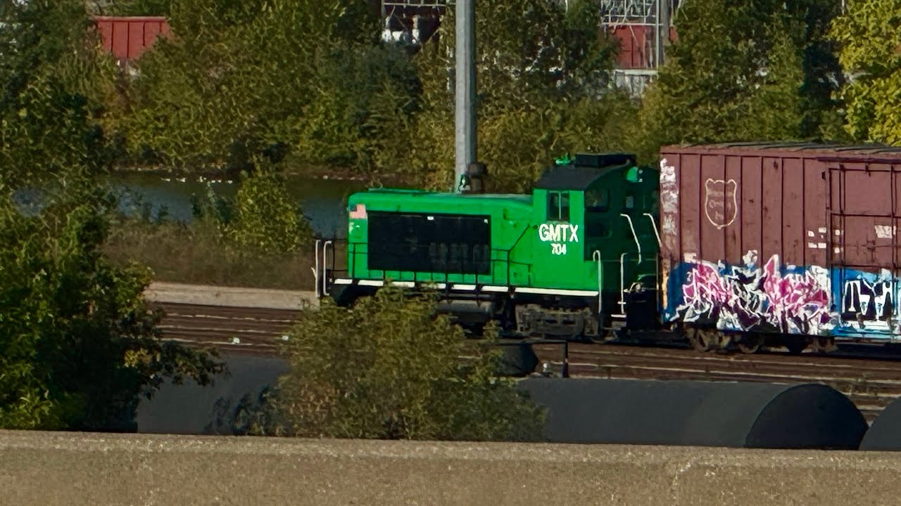 A Green Switcher plus 577, 253, 858 & 280 - YouTube