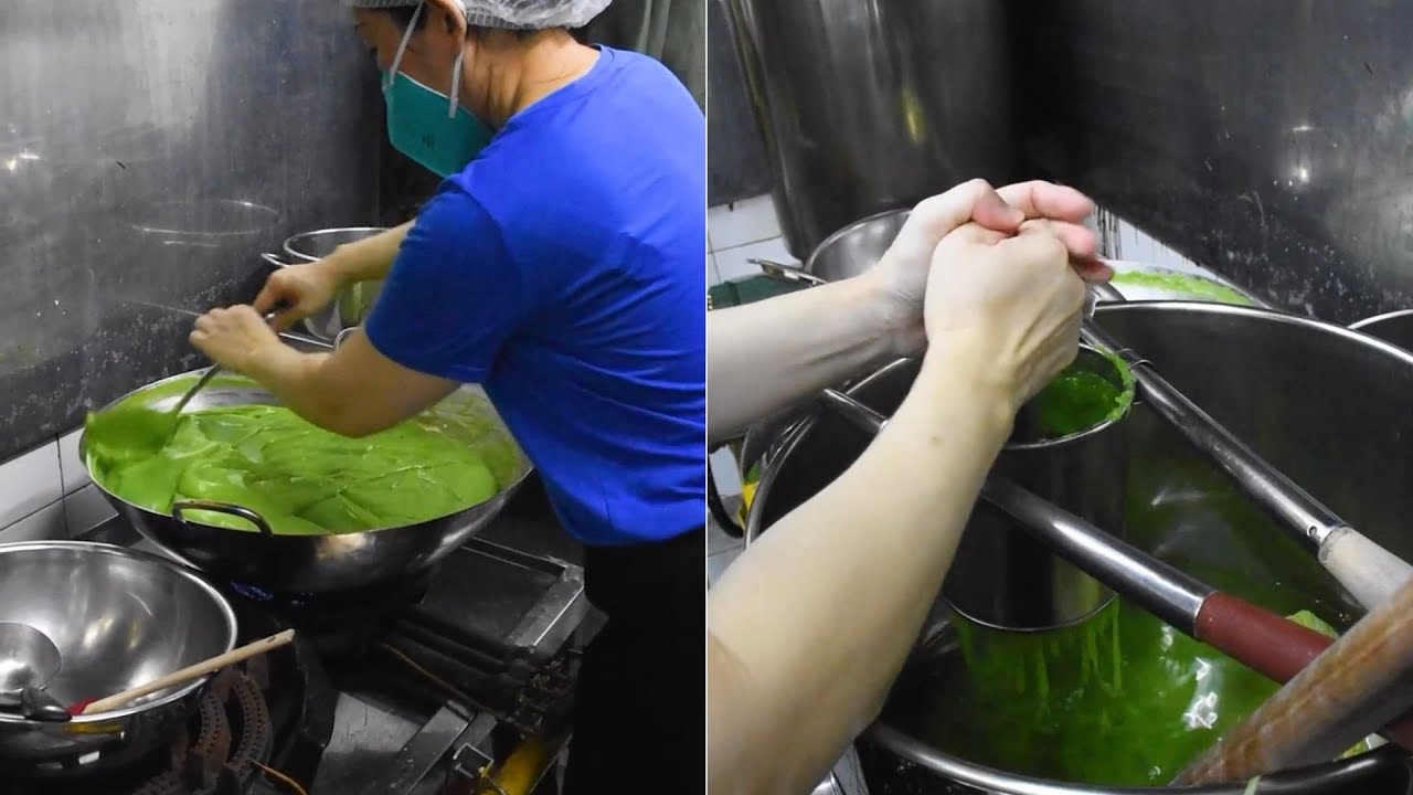 How CENDOL is made from scratch! Ultimate dessert in Singapore! - YouTube