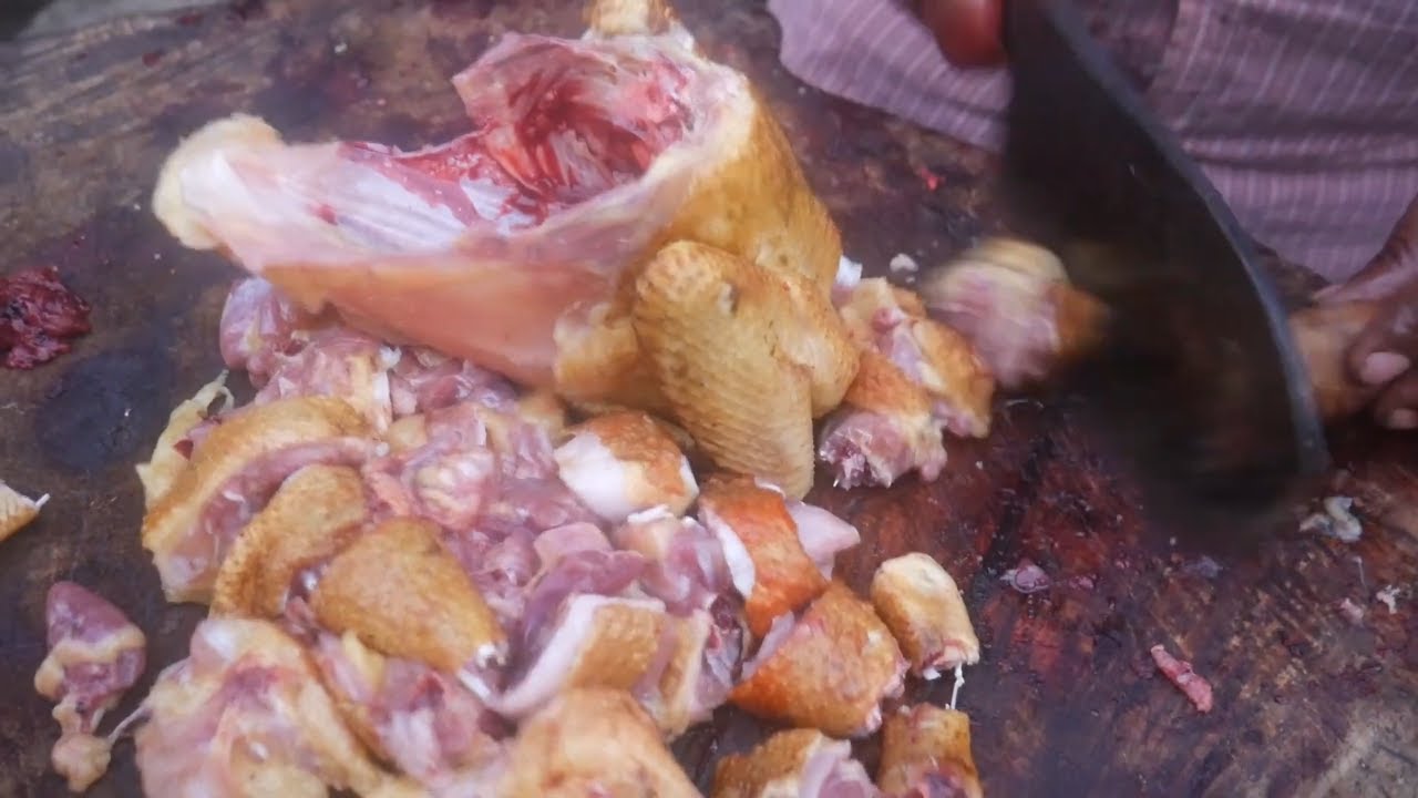 How to Cut a Chicken Into Small Pieces in Under a 3Min - YouTube