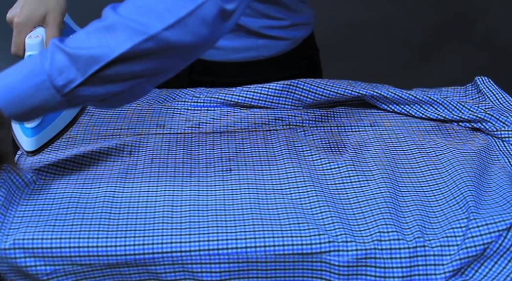 Comment repasser une chemise le mieux possible ? - YouTube