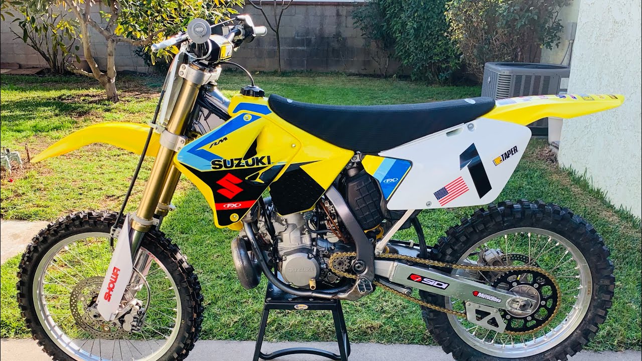 2005 SUSUKI RM250 WALK AROUND 2 STROKE PROJECT PART 3 FINISHED PRO ...