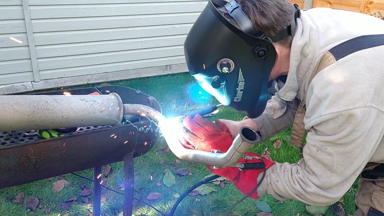 Toyota Aygo exhaust - welding practice - YouTube