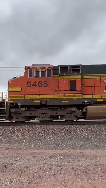 Epic Lash-Up With UP, KCS, Fake-Bonnet, BNSF GECX Unit’s - YouTube
