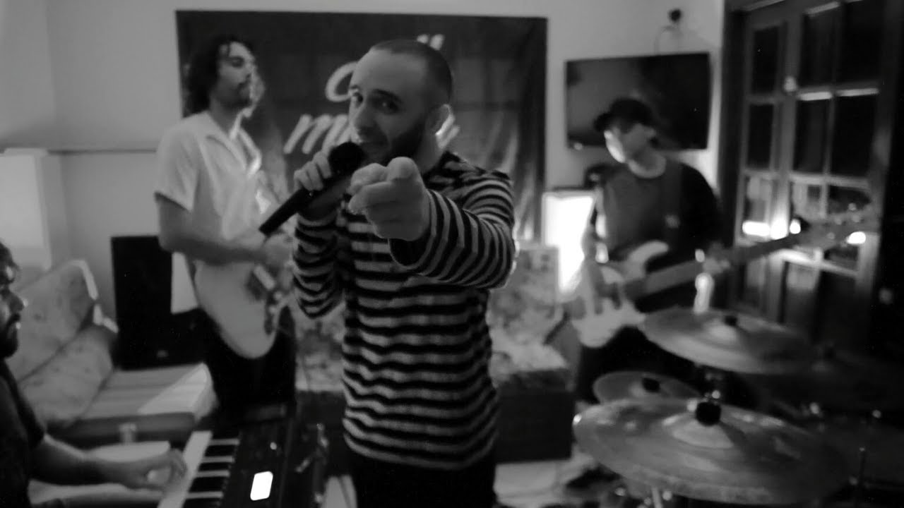 Rael - Ela Me Faz (Call Maria Live Sessions) - YouTube