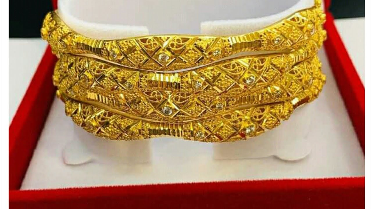 Gold bangles designs for womens| kade designs|Gold chura and bala ...
