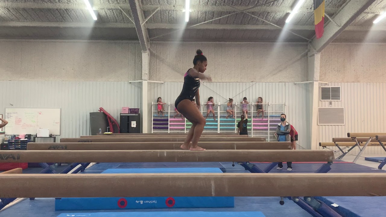 Switch Leap, Straddle 1/2 on high beam - YouTube