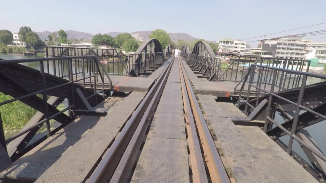 Bridge over the river quay - YouTube