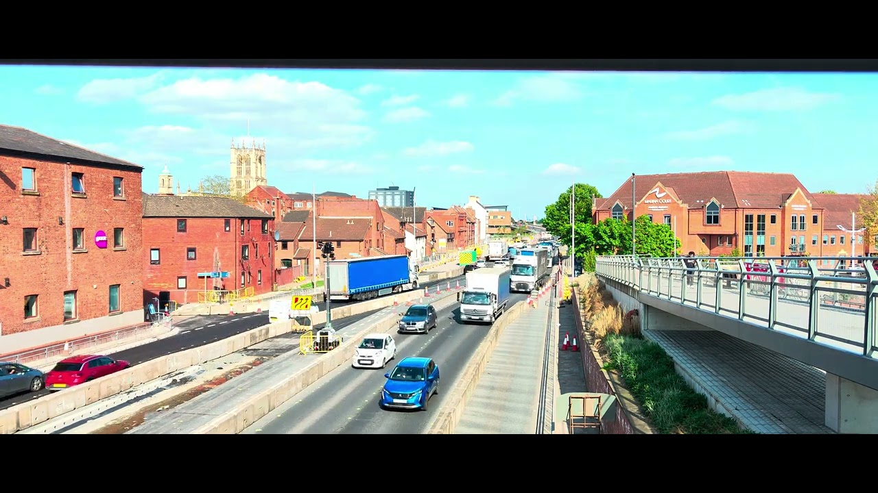 HDR10+, 60Fps, Princess Quay Bridge, Hull - YouTube