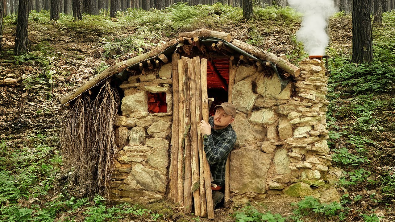 Building a warm and cozy survival shelter | Secret Bushcraft Dugout ...