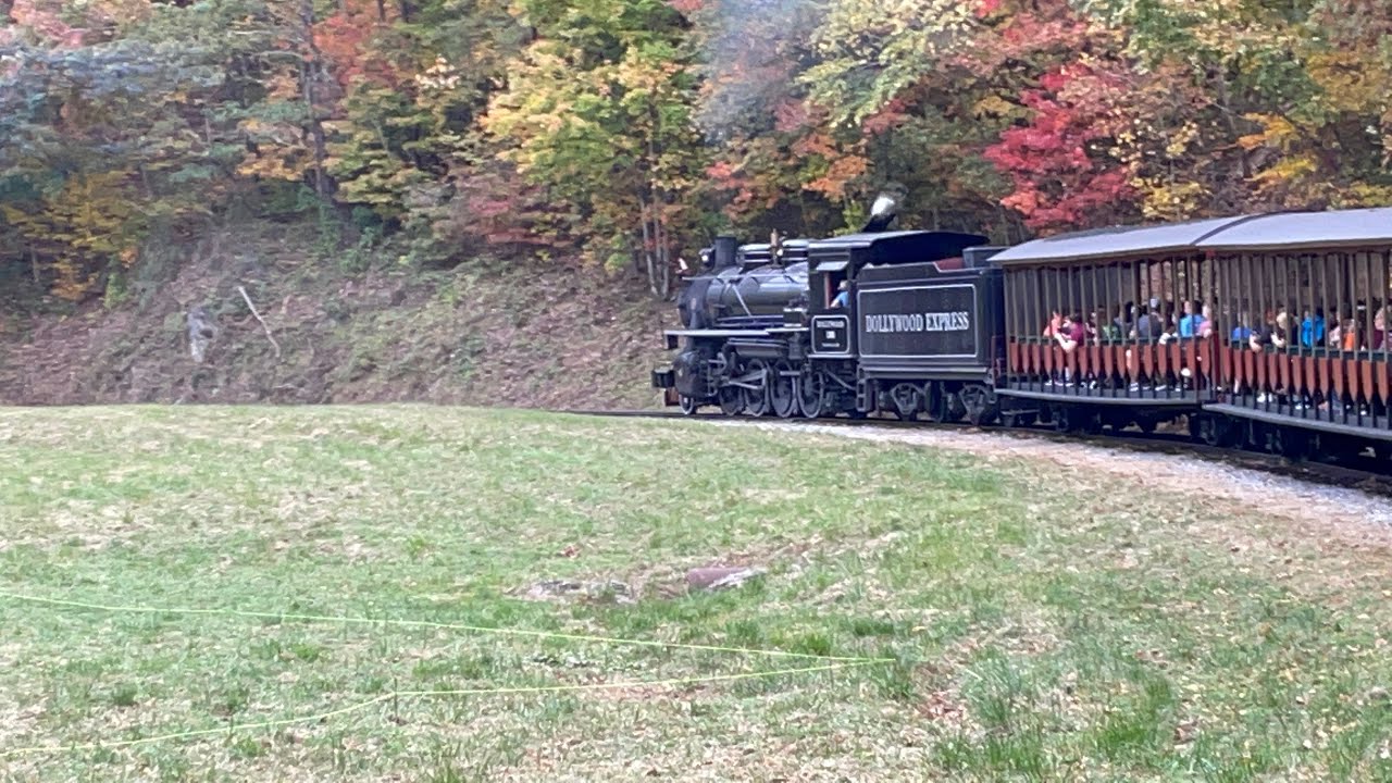 192 stops at the upper loop - YouTube