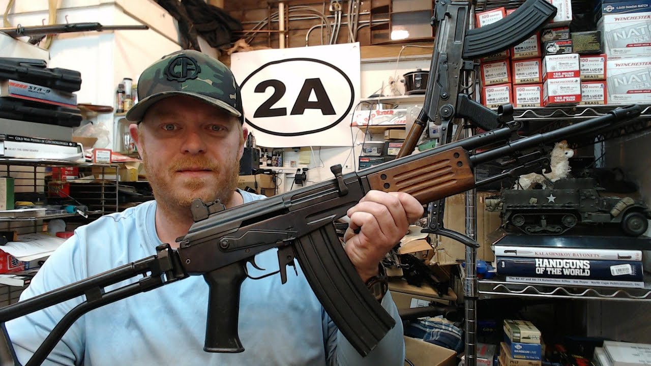 Israeli Firearms Review History & Range Footage : Uzi 9mm Israel FN FAL ...