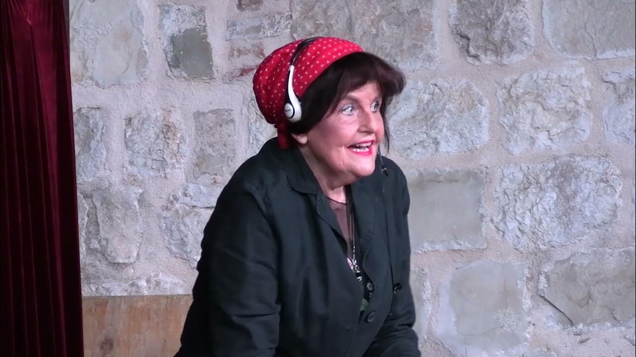 PREDSTAVA PRVI MUŽEVI BACAJU SE U VODU U MALAKOLOŠKOM MUZEJU - YouTube