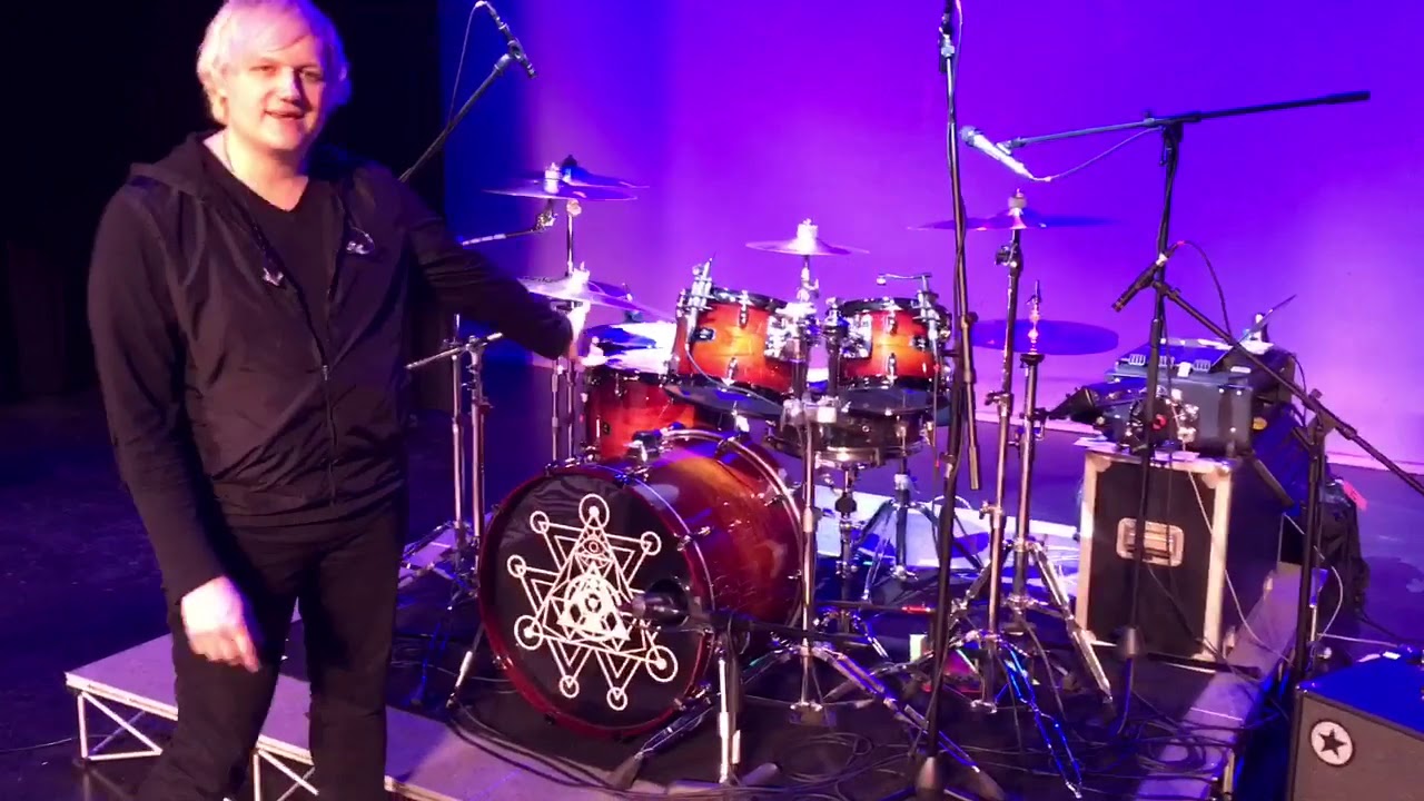 Kasim Sulton’s Utopia - Drum Kit Tour - YouTube