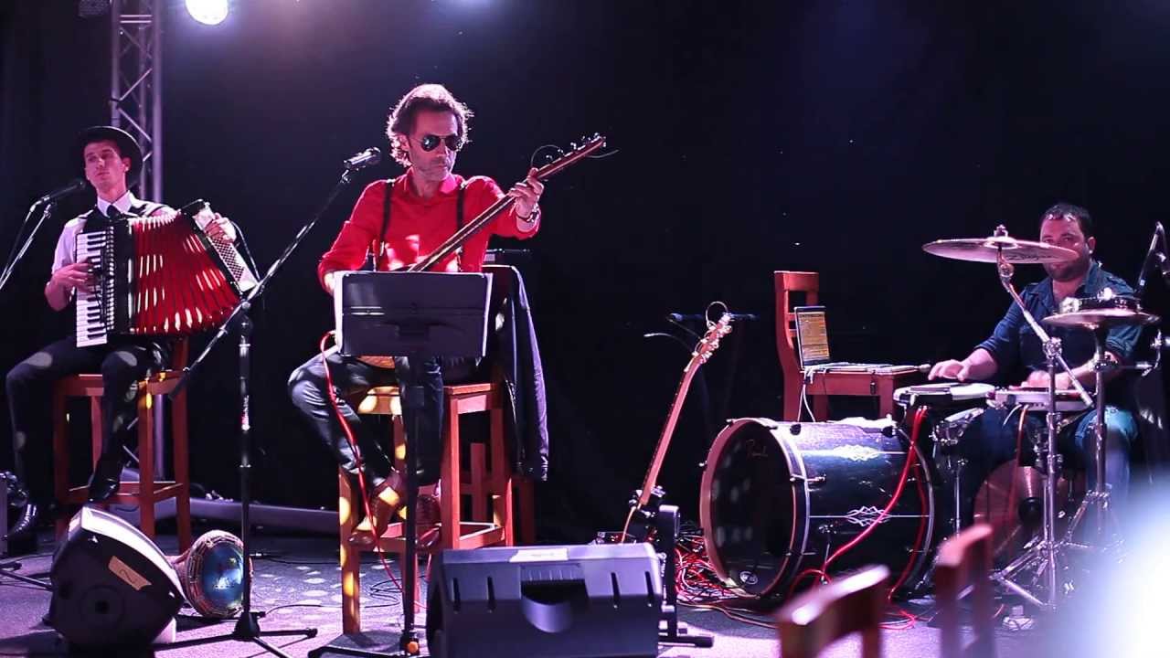 Luiku - Hungarian Intro (Live) @ Bochka Pub - YouTube